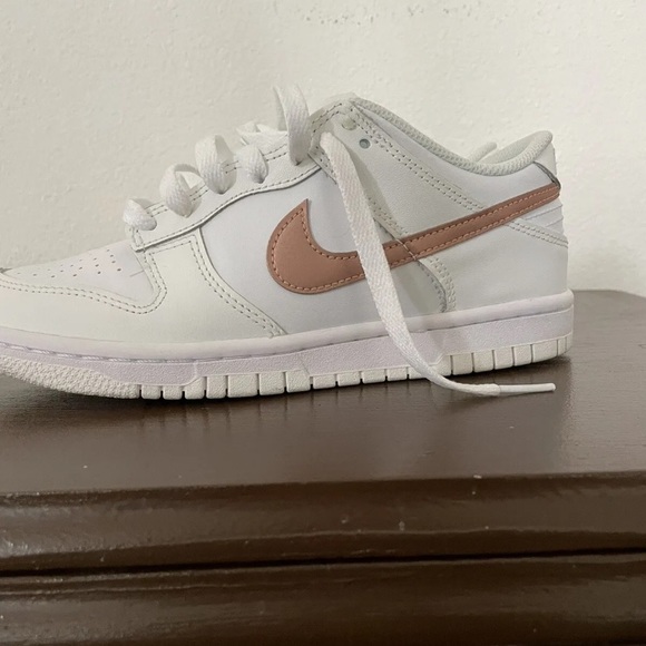 Nike | Shoes | Like New Nike Dunk Low Gs Rose Gold | Poshmark